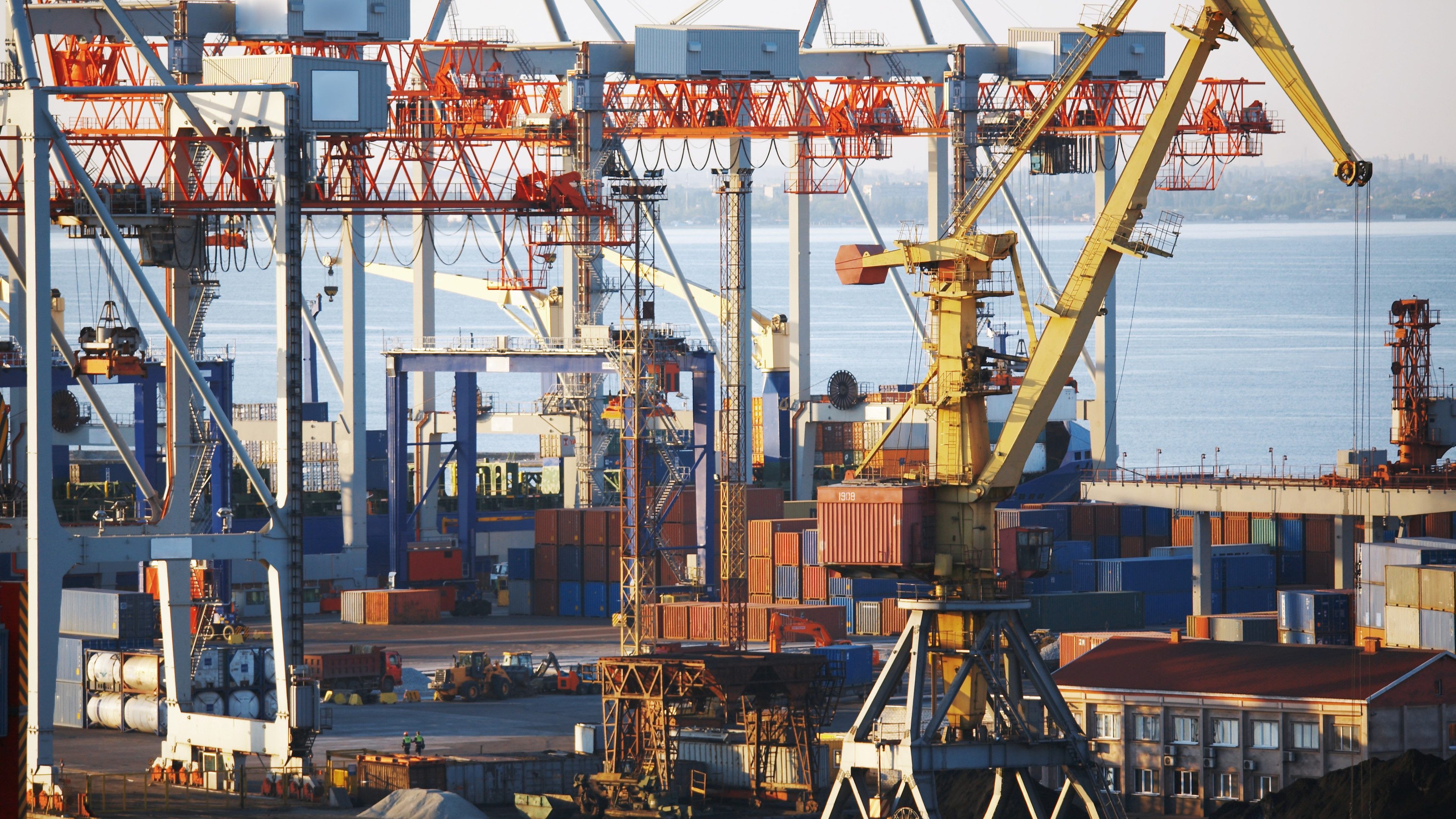 Infrastructure debt – security and long-term returns – Swiss Life Asset ...